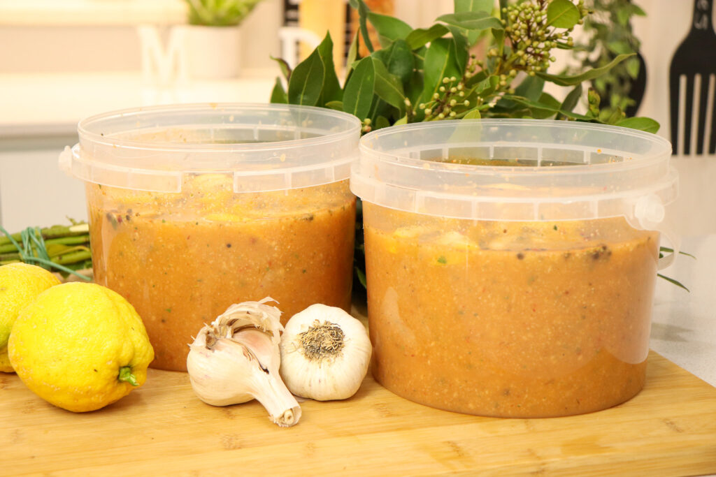 Receita de Molho para Pernil Assado no Espeto - Momentos Doces e Salgados