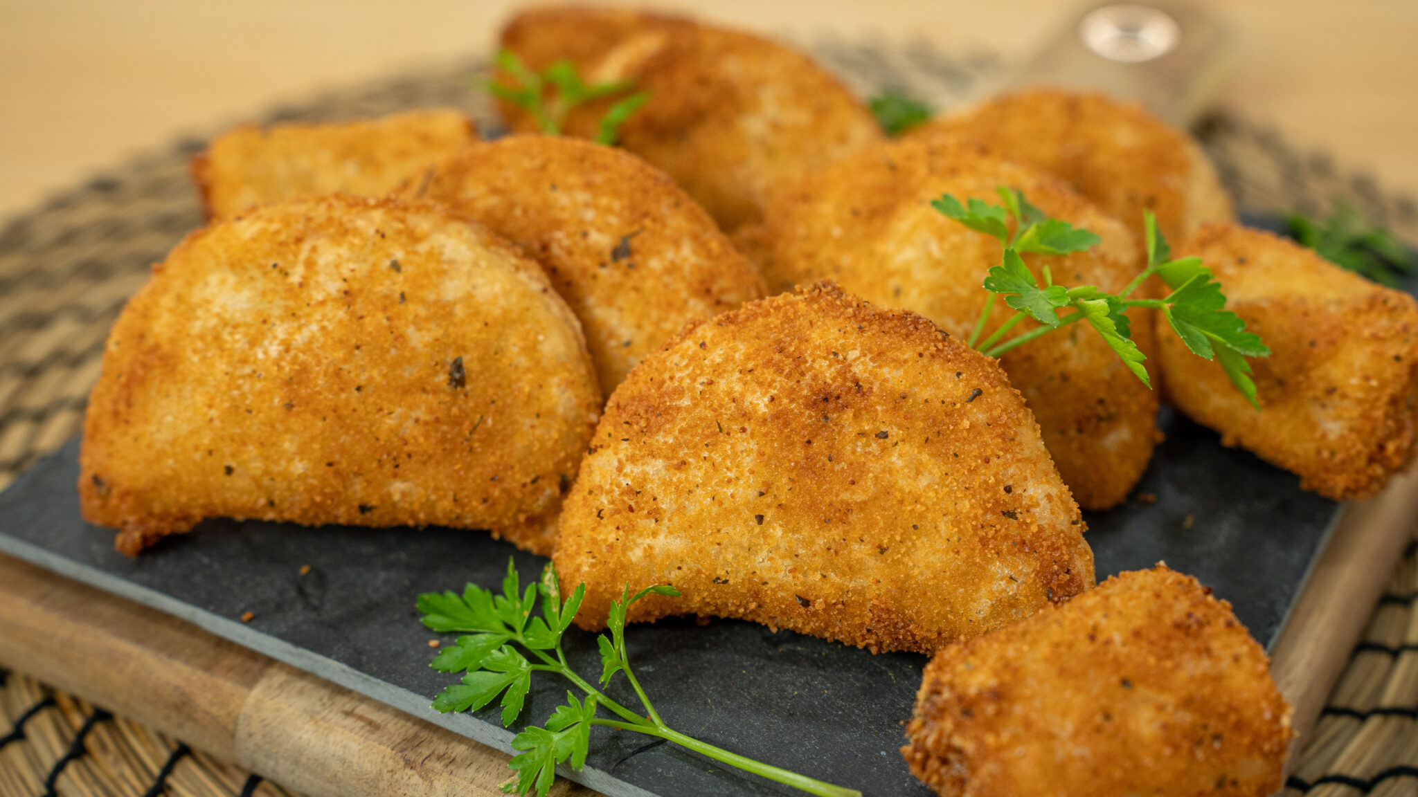 Os Melhores Rissóis de Pescada - Momentos Doces e Salgados